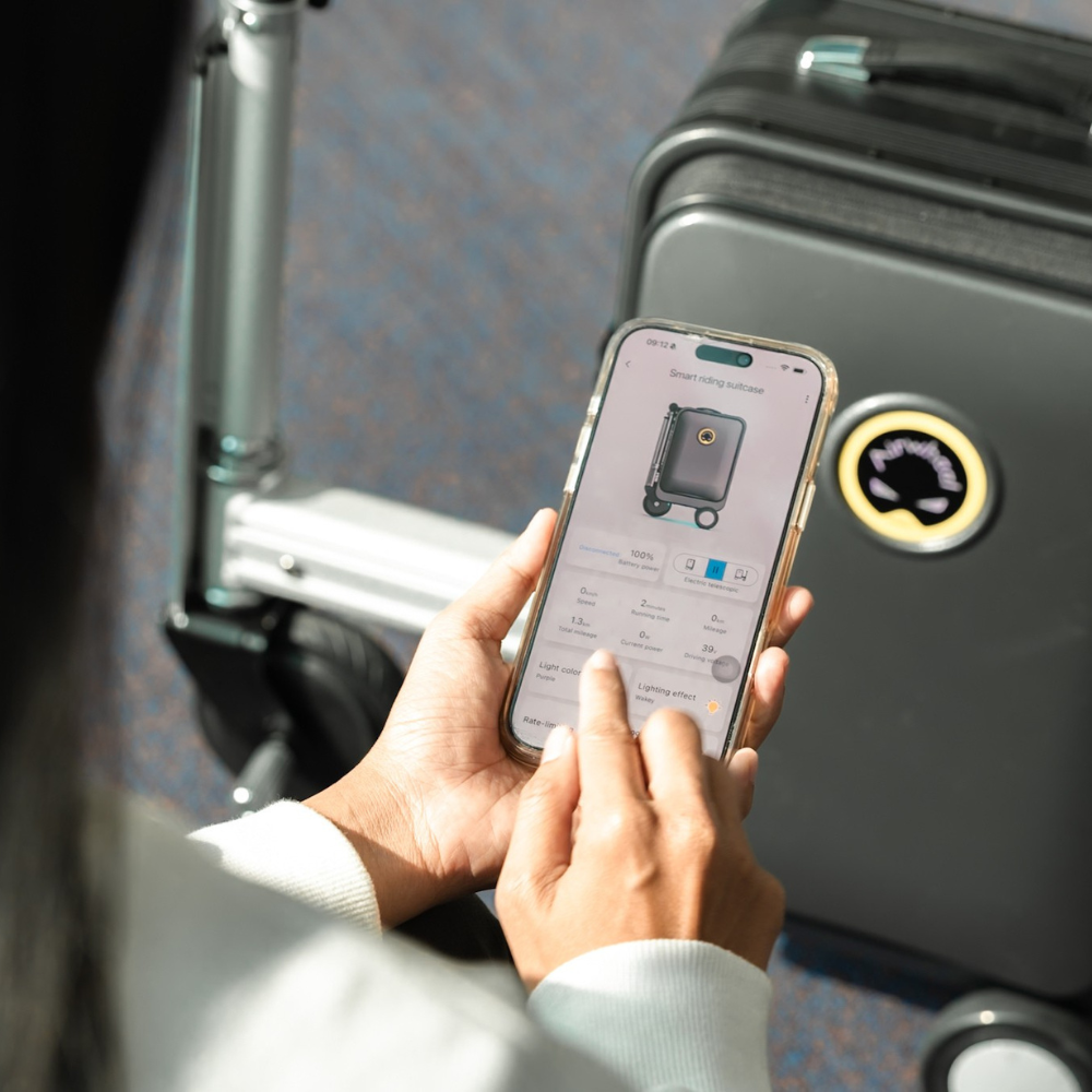 Electric Luggage Scooter | Electric Riding Suitcase | Airwheel SE3SL ...